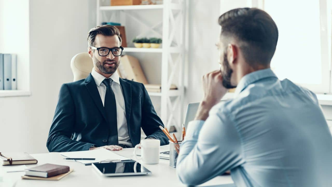 20 Money Habits That Turn Average Earners Into Financially Free Men ...