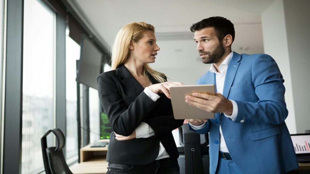 18 Ways to Recognize Manipulation in “Normal” Arguments