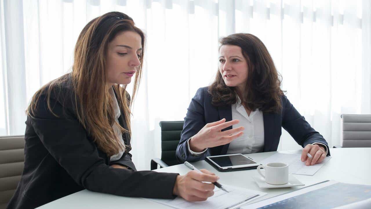 18 Mindful Tips for Navigating Tough Conversations