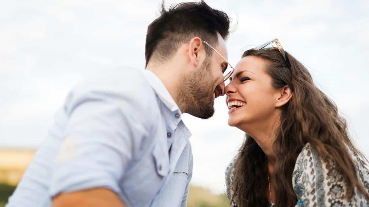 17 Traits That Separate Happy Long-Term Couples From the Rest