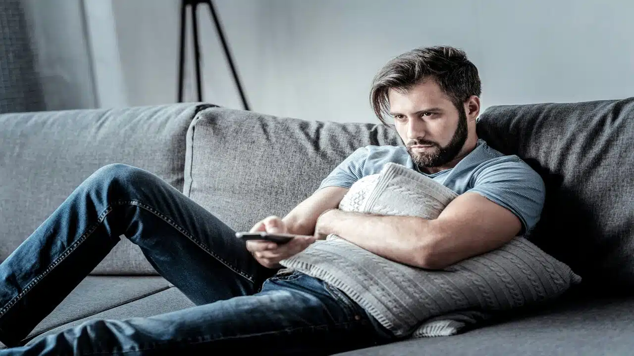 17 Ways Breakup Recovery Looks Different for Men