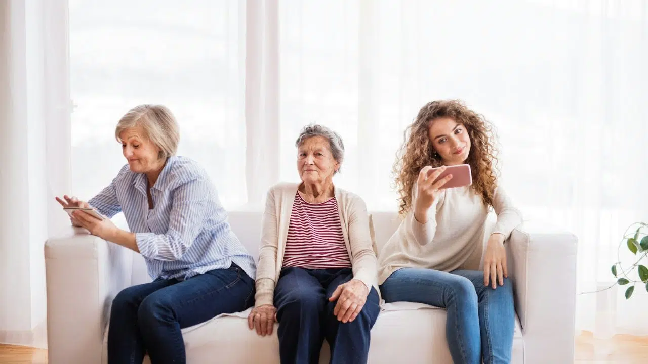 Sorry Boomers! But These 15 “Rude” Behaviors Are Just Everyday Life Now