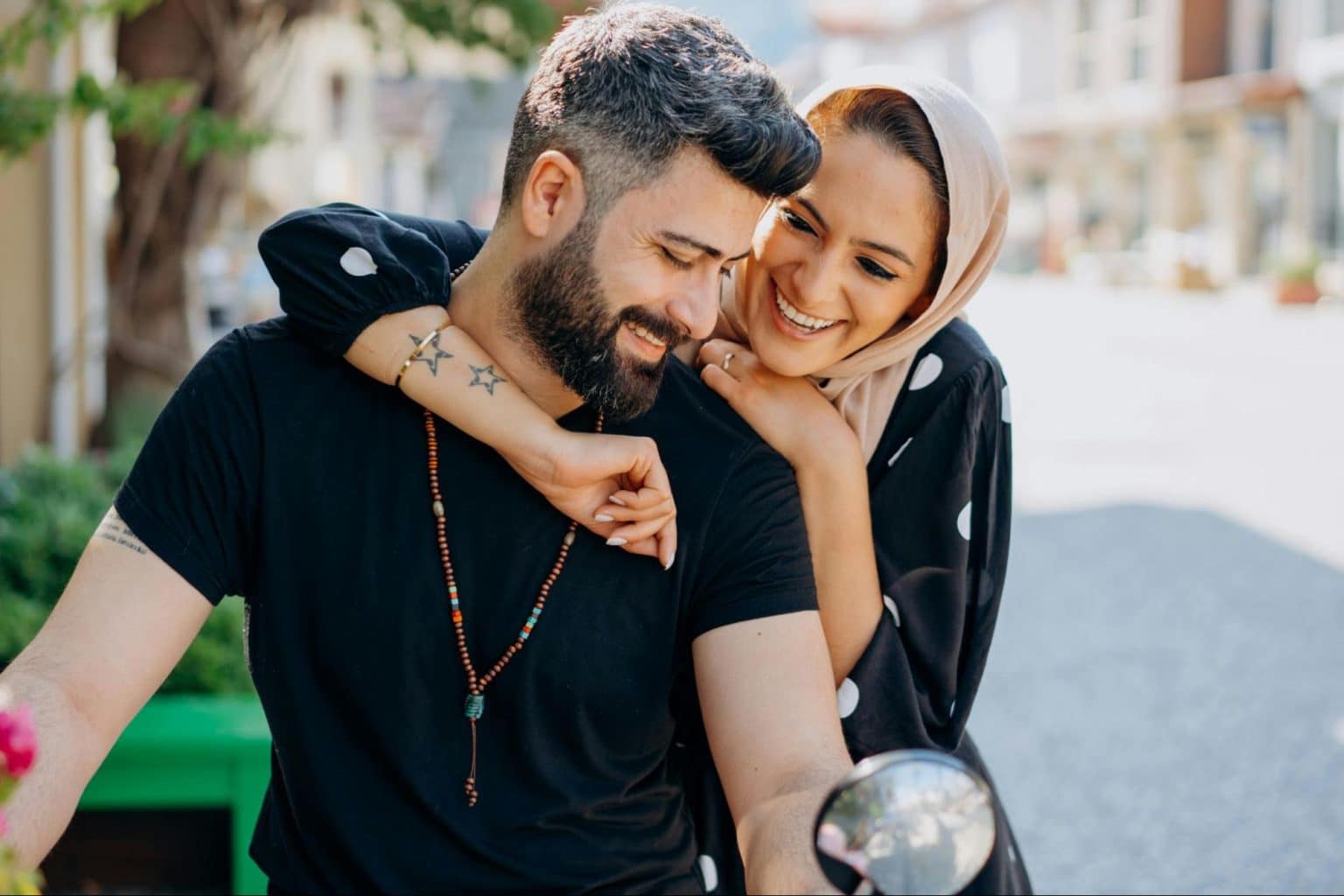 17 Promises Strong Couples Keep Without Saying Them Out Loud