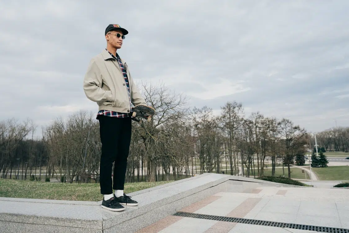 16 Style Tips That Help Shorter Guys Look More Dominant
