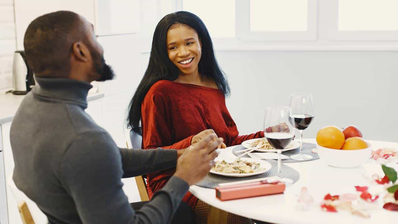 16 Ways You're Making Yourself Look Like a Cornball in Front of Women