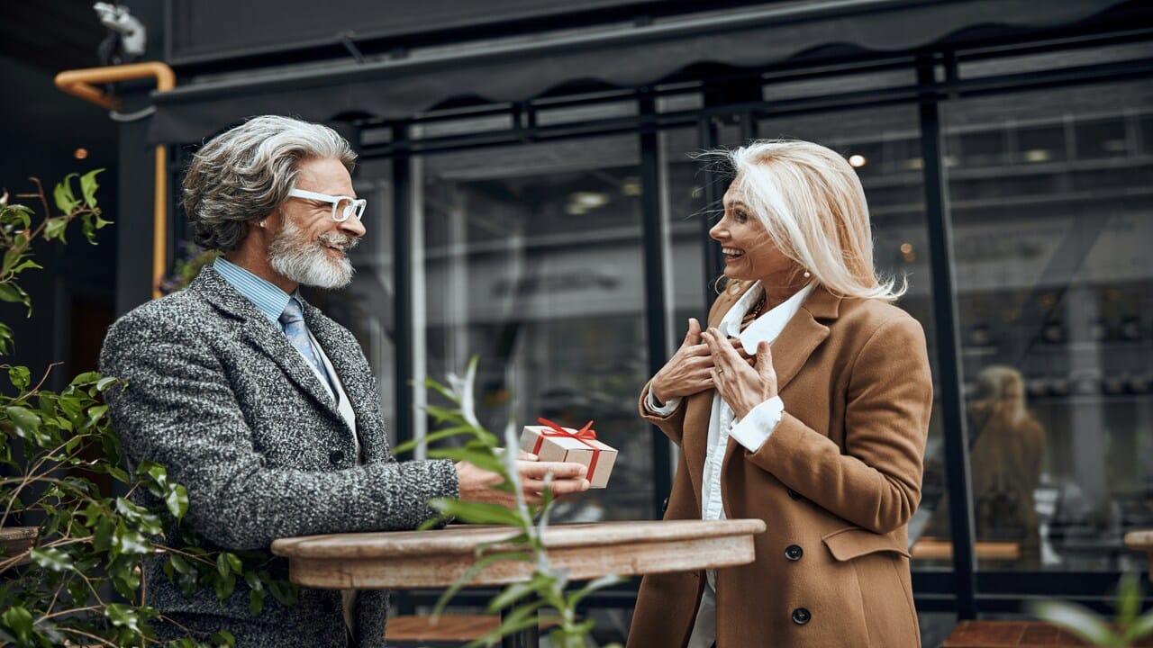 18 Ways Men Can Reignite Romance Without Being Cheesy