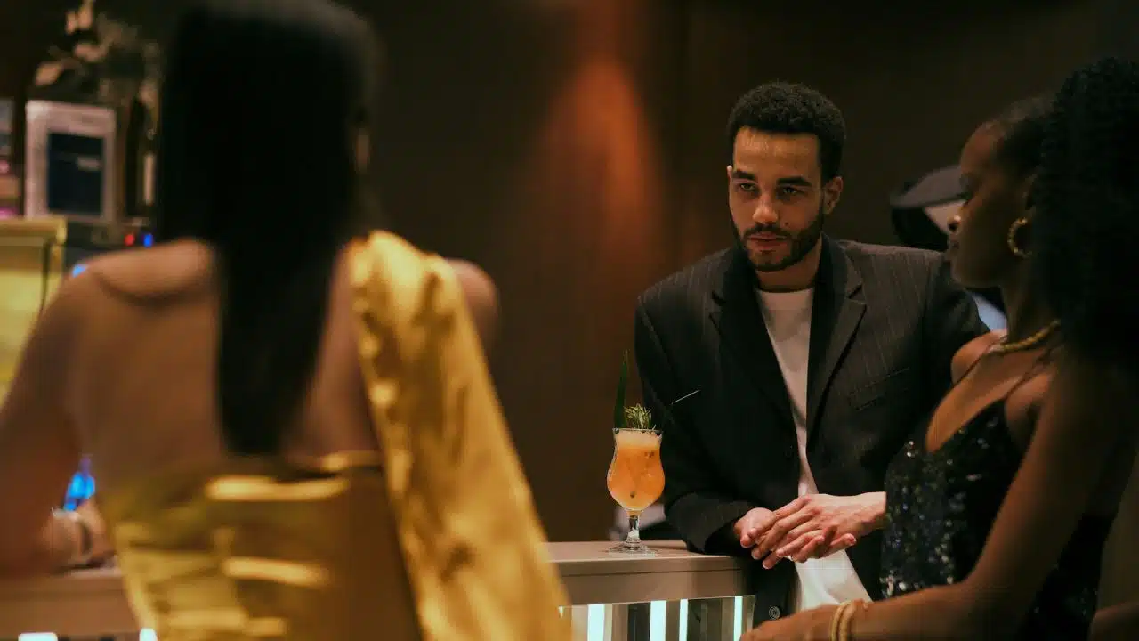 15 Things Insecure Men Say and Do That Slowly Destroy Relationships