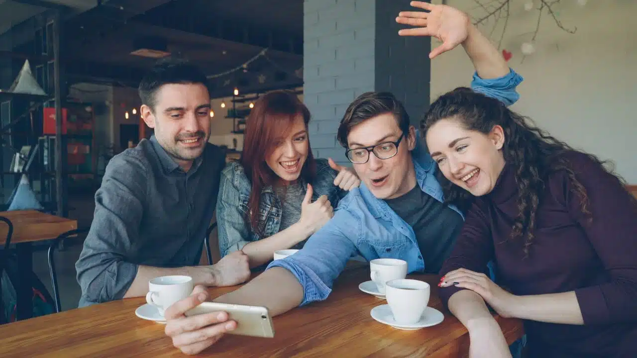 15 Reasons Society Turns a Blind Eye When Women Trash Talk Men