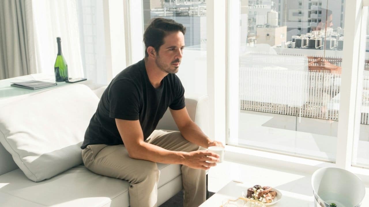 15 Things Women Expect From Men That They’d Never Tolerate Themselves