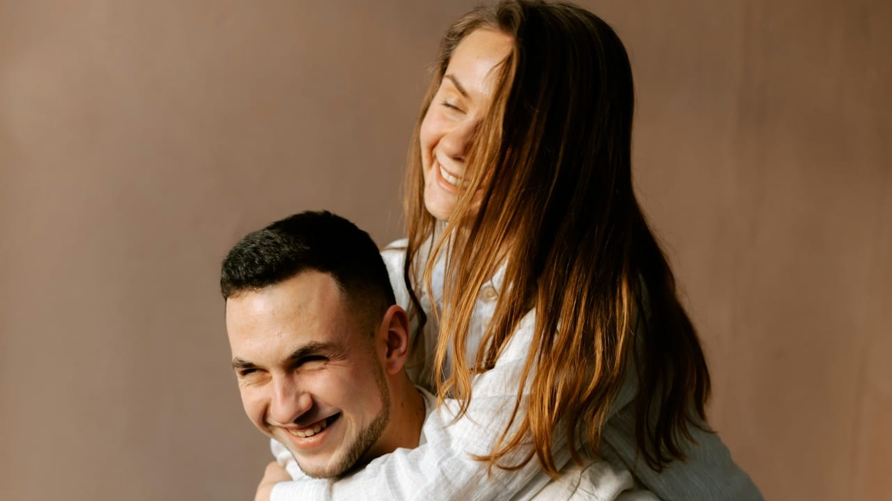 16 Reasons Real Women Appreciate a Strong Man Who Takes Charge