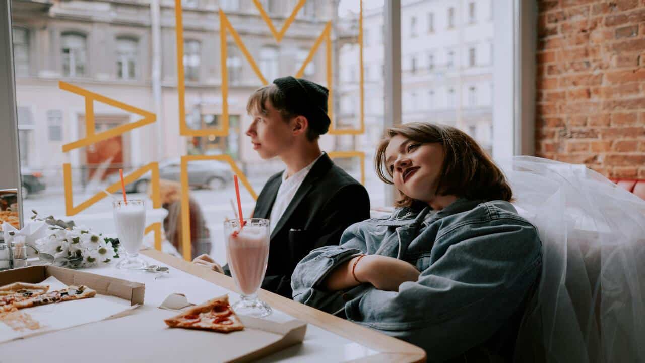 The 18 Signs She Wants a Relationship, But Not with You