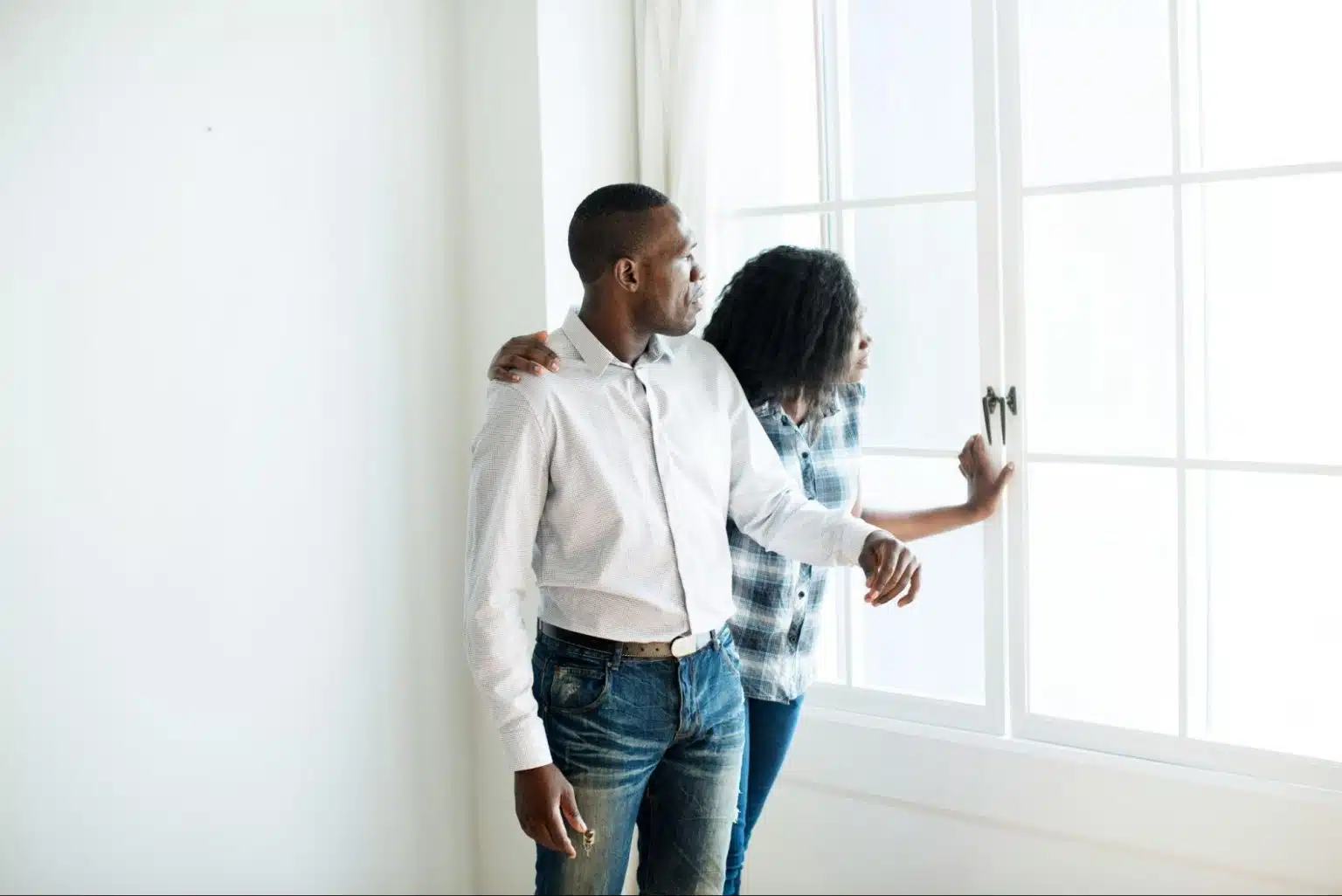 The 19 Unspoken Signs You’re Forcing a Connection That’s Already Gone