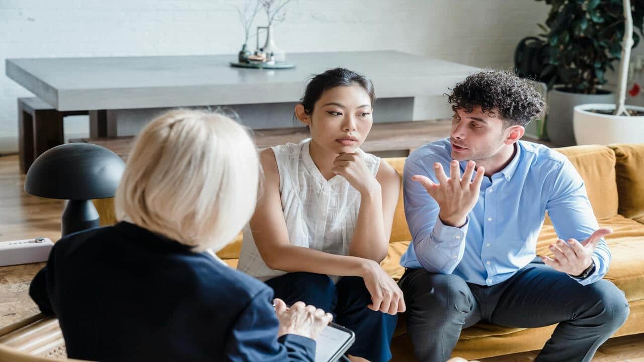 17 Signs a Wife Actually Respects Her Husband