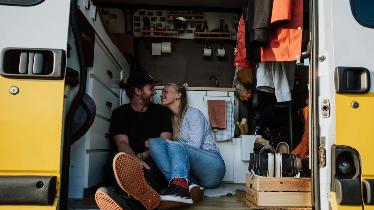 The Midlife Dating Trap: Why Post-Divorce Men Seem to Only Be Looking ...