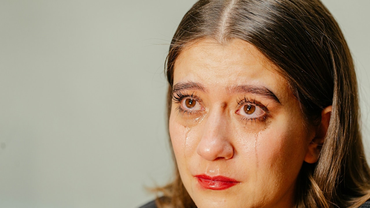 15 Signs That A Wife No Longer Loves Her Husband: Phrases She Begins ...