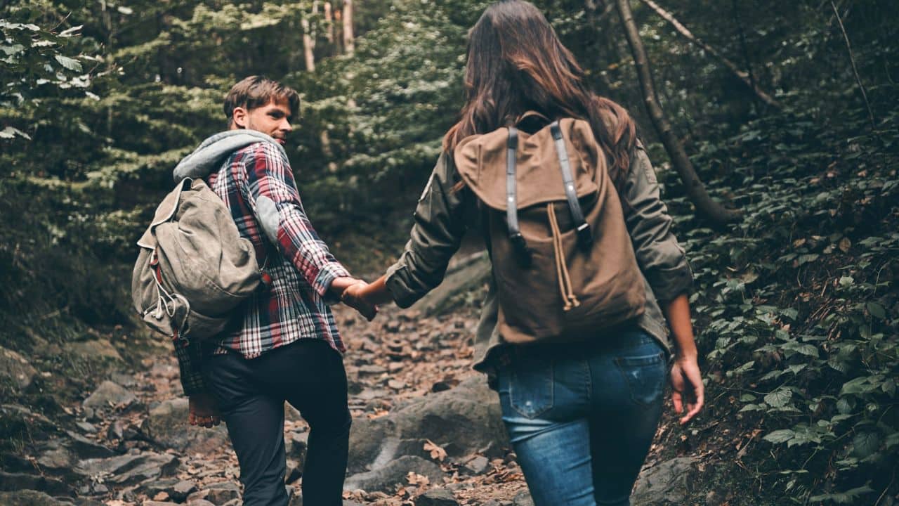 Men Who Stay Faithful Share These 17 Common Traits