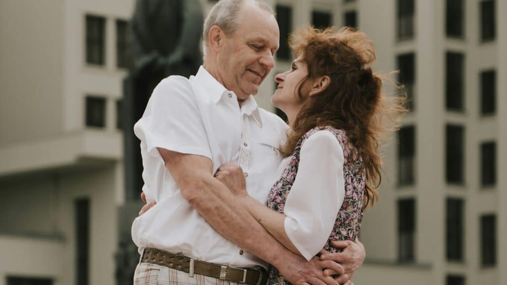 15 Truths About the Ideal Age Gap for a Long-Lasting Relationship