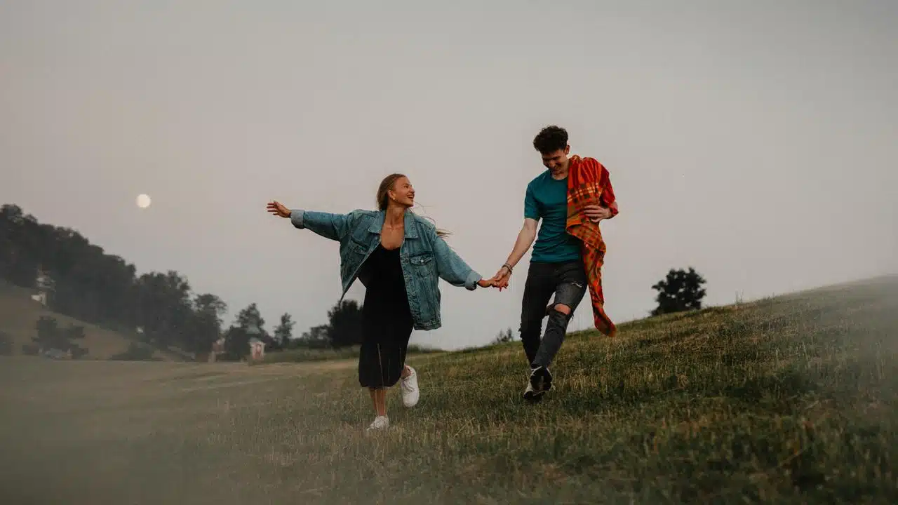 When You Date a Man Who’s Younger Than You, Be Prepared for These 15 Things