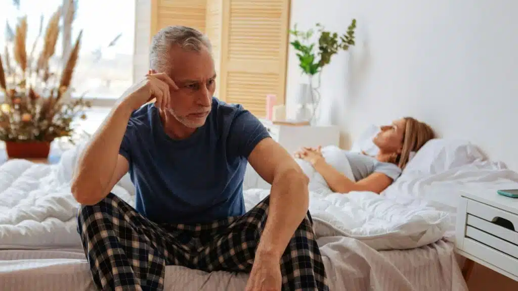 15 Cold Behaviors Husbands Show When They’ve Stopped Caring