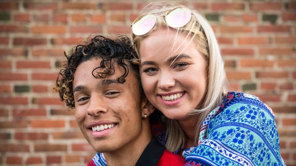 Women Dating Younger Men: 17 Lessons on Age-Gap Love