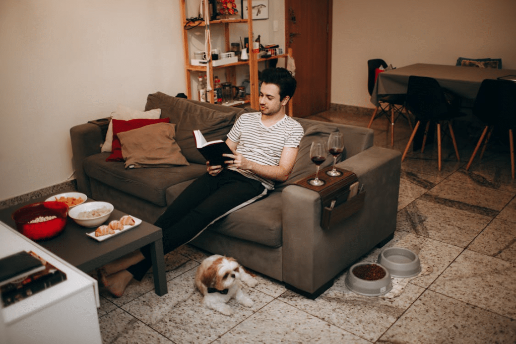 15 Unexpected Truths About Why Women at 40 Prefer a Man with a Dog ...