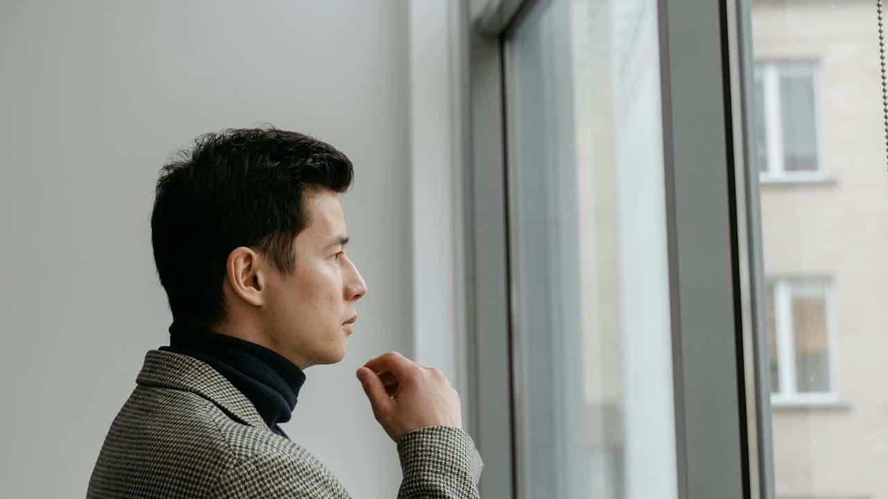 15 Reasons Why So Many Relationships Fall Apart Because of a “Work Wife”