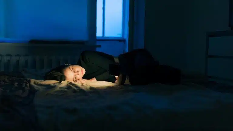 If She Doesn't Love You Anymore, These 16 Signs Will Be Very Obvious