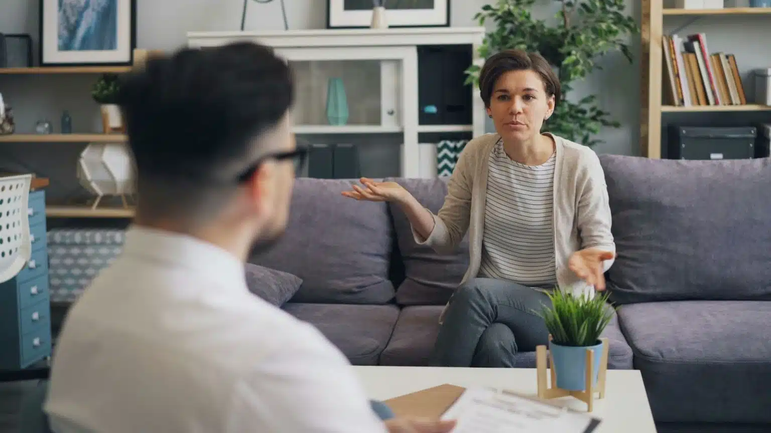 When Did You Stop Being Curious About Her? 17 Disinterest Signals