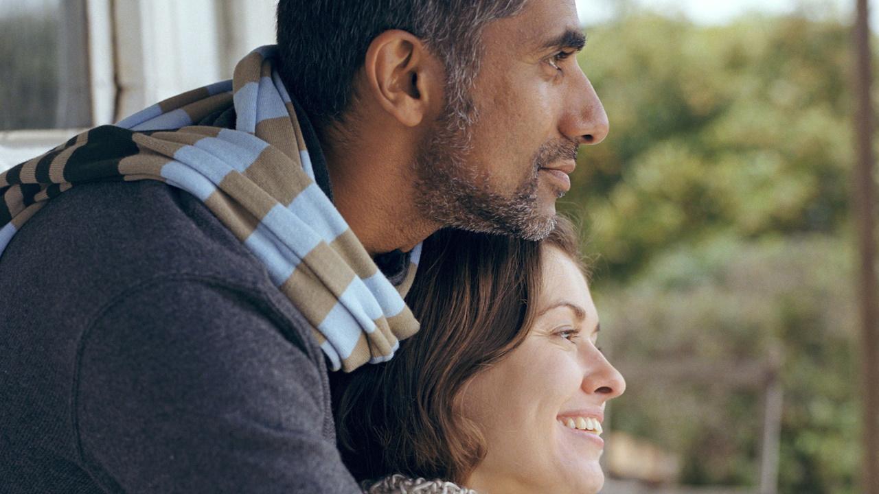 15 Ways to Handle an Age Difference in a Relationship