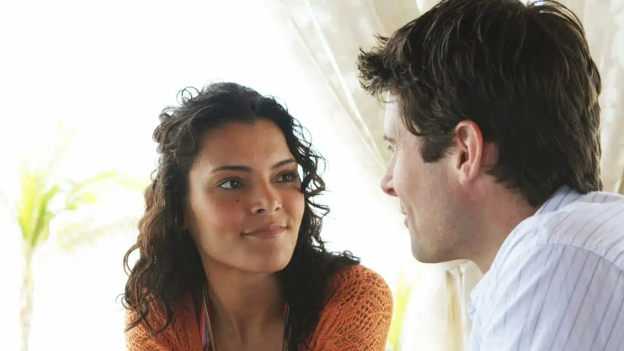 15 Subtle Ways Women Flirt (Even When They Say Nothing)