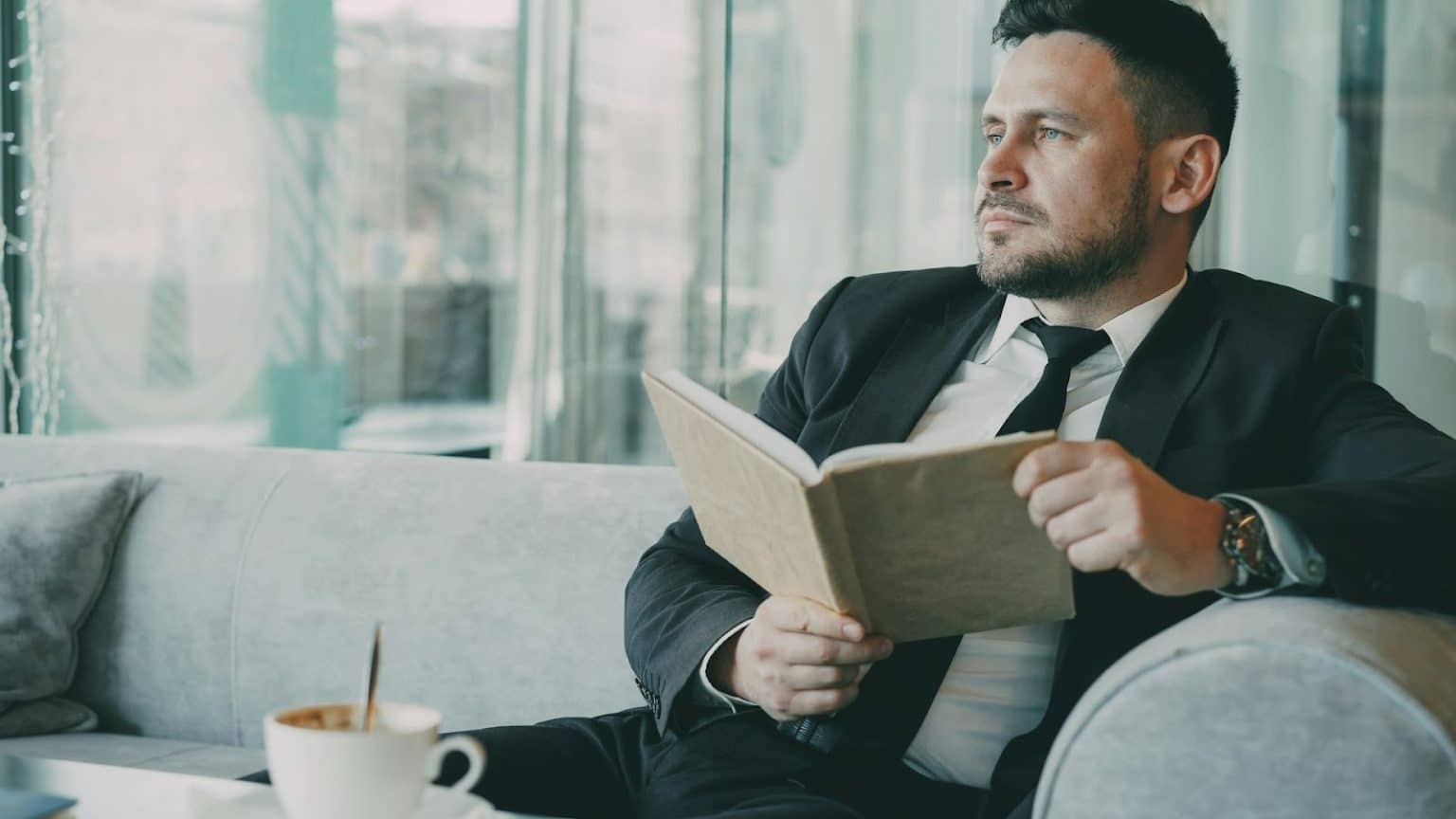 How Career Ambition Affects Men in Relationships - The Modest Man