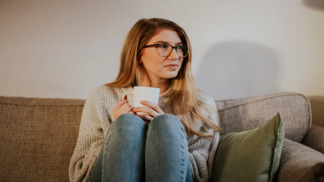18 Ways to Deal With Betrayal and Being Blindsided - The Modest Man
