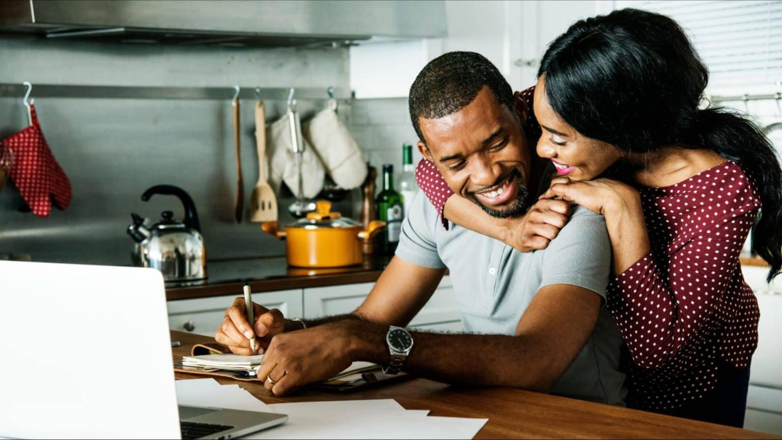 People in Strong Marriages Build Trust With These 15 Everyday Habits ...
